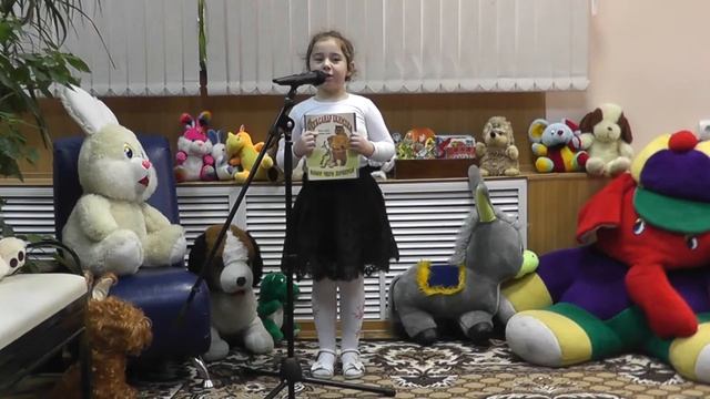 А. Екимцев Про ежа. Читает Лиза Тыцкая