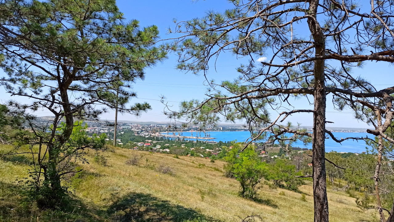 Из Феодосии в пос. Орджоникидзе на своих двоих