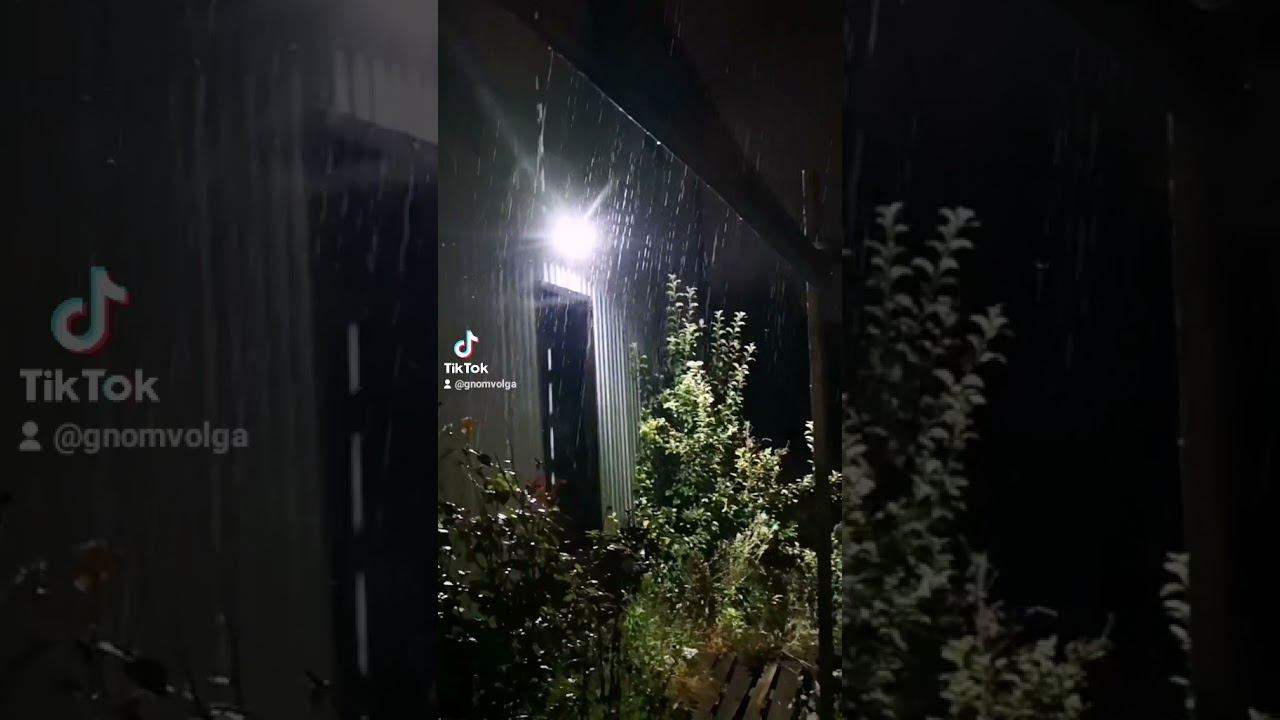 Ливень и молнии - ночная красота