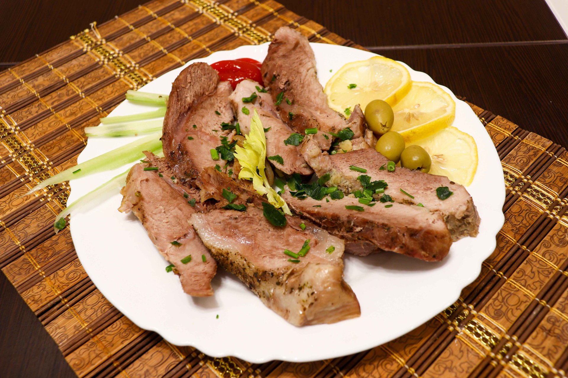 Запеченная свинина