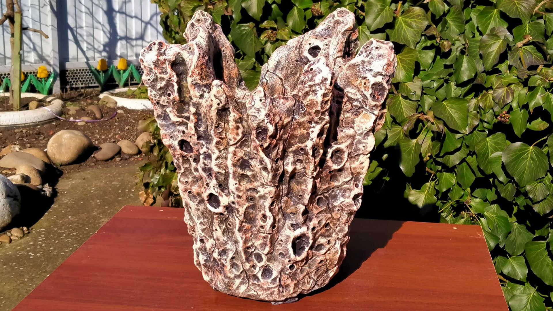 Из Тряпки и Цемента вазон Коралл