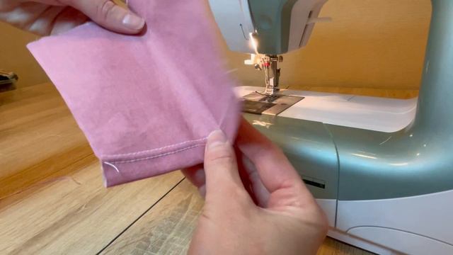 Как установить двойную иглу в бытовую швейную машину. Настройка и заправка ниток.