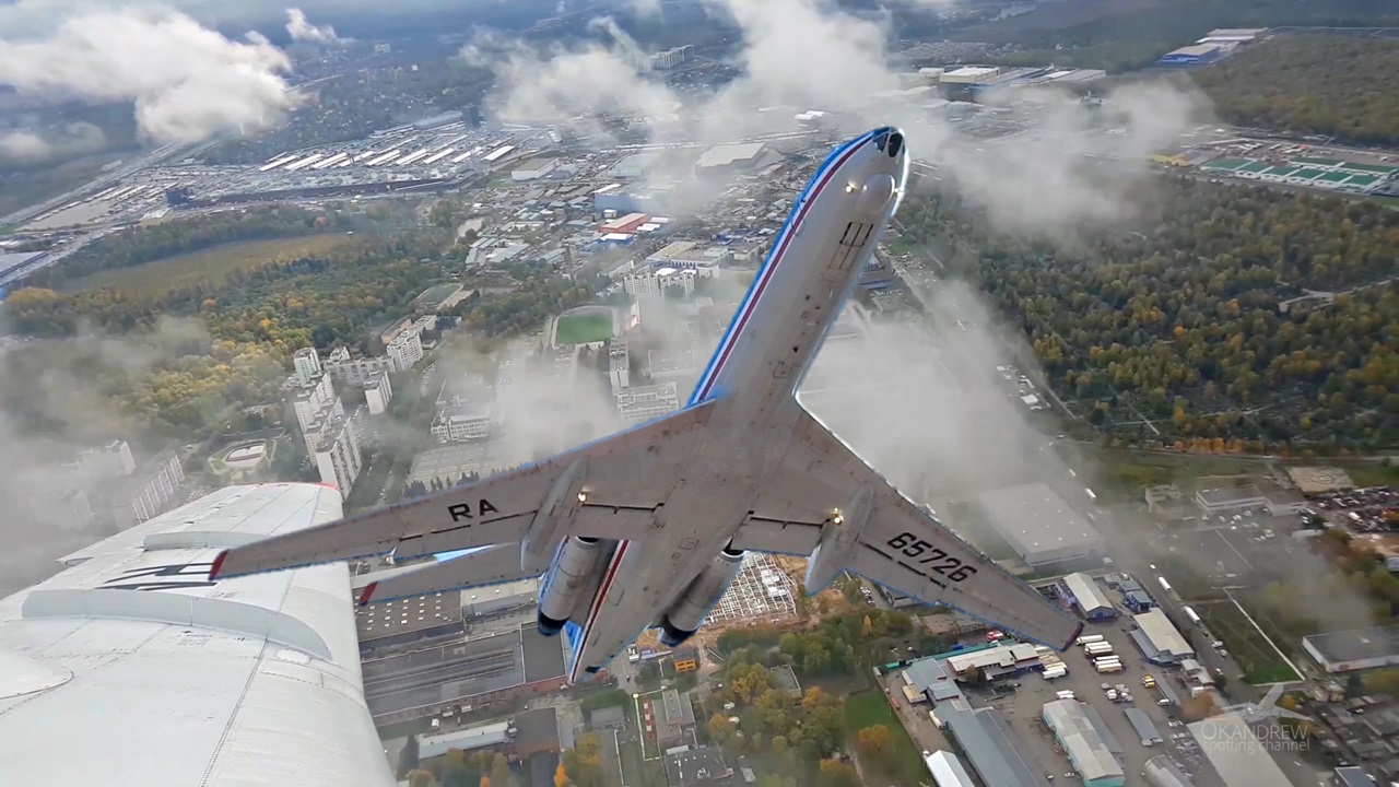 Космический Ту-134 отличная посадка "Свистка" во Внуково