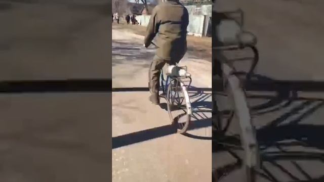 Укры на велосипеде украли снаряд #юмор #спецперация #война