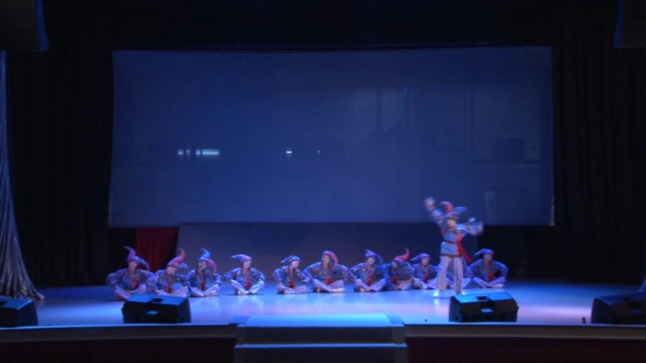 "Скоморошьи забавы" / "Хореографическое отделение" (1 класс) с. Каргасок