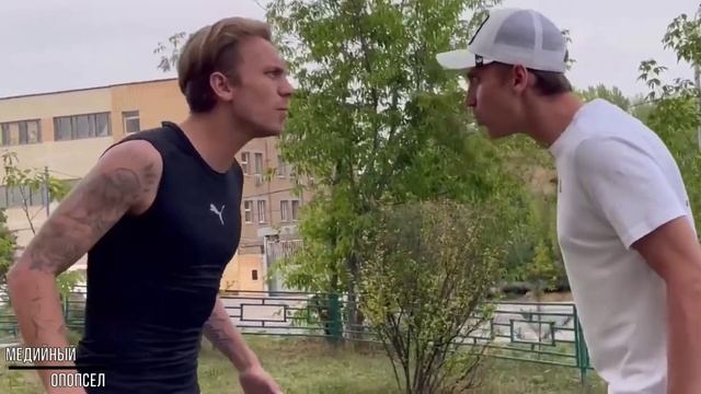 Гудай 2Drots пародирует конфликт Фила и тренера Дротов