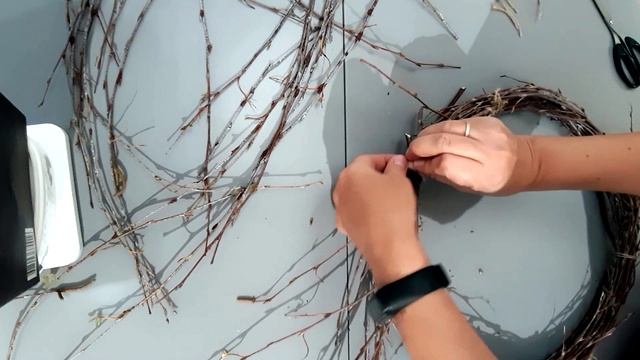 ОСНОВА для Рождественского венка из березовых веток своими руками/THE BASIS for a Christmas wrea.mp4