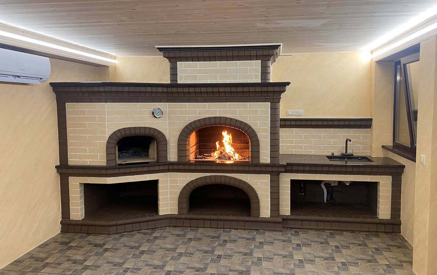 Комплекс с мангалом и печью для готовки (СОТОВЫЙ СВОД)