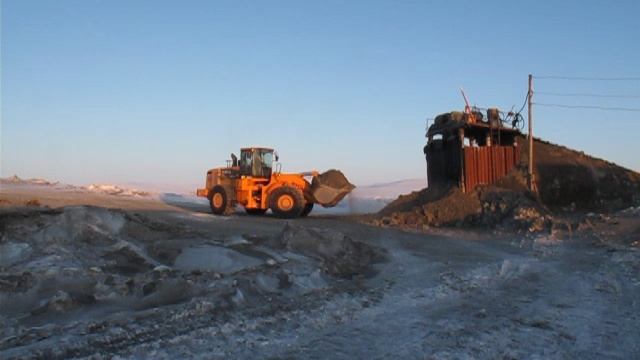 Работа погрузчика, каланча.