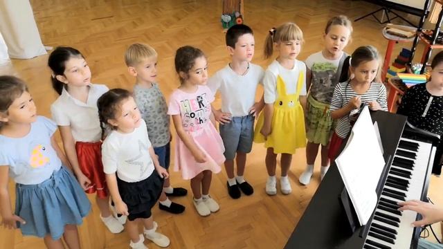 Визитная карточка музыкального руководителя Аляниной Инны Петровны МДОБУ ЦРР-детский сад №63 г.Сочи