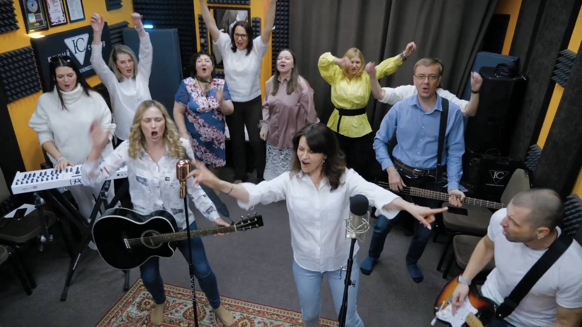 Выпускной 2023 - Авторская рок песня! Подарок от родителей выпускникам Школы №31 Кемерово (11класс)