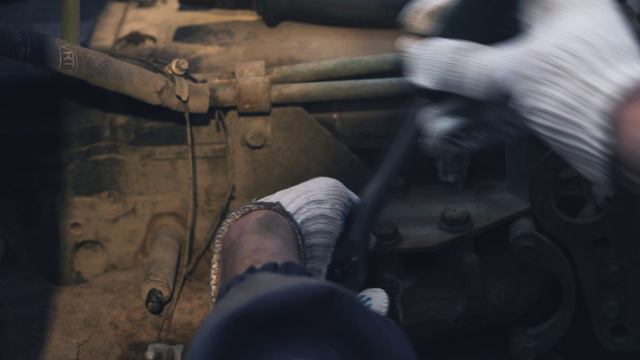 Работа автослесаря компании «Макраб»