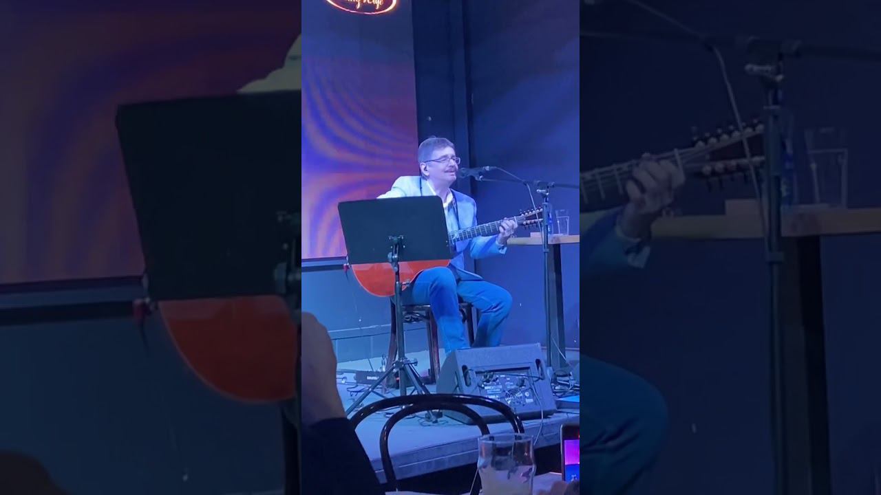 Виктор Третьяков «Осень красила охрой клены» #виктортретьяков #третьяков #осень