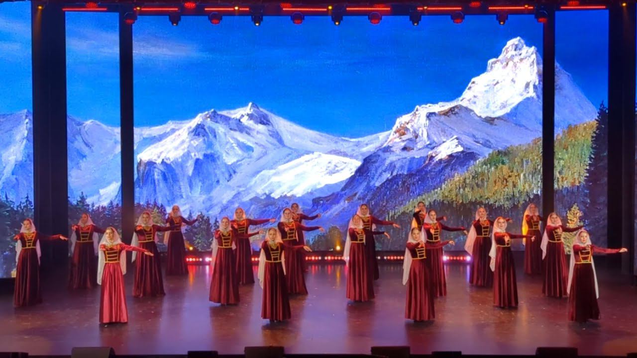 Чеченская лезгинка "Гордость нации"