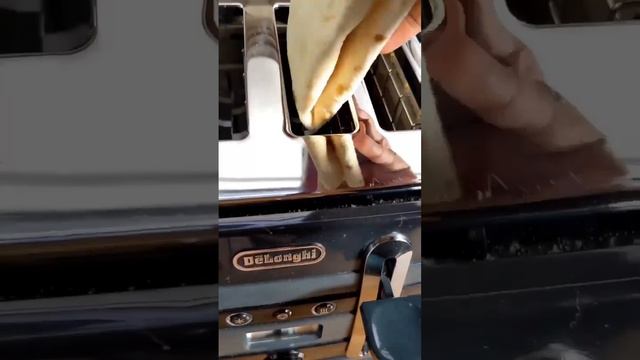 Пица за 1 минуту. Вкусный, полезный ,питательный, а главное Быстрый Завтрак .