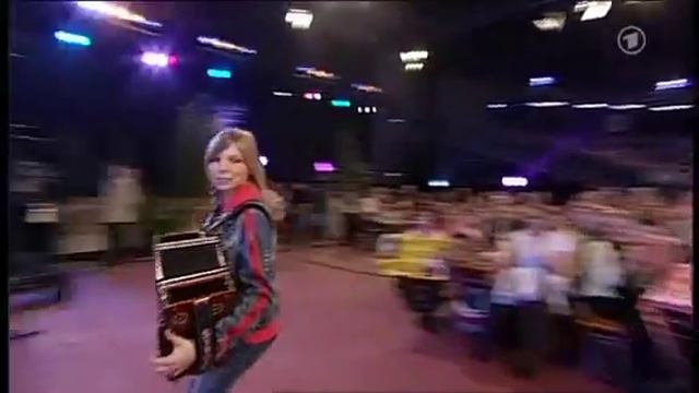 Die Twinnies - Bayernmädels.mp4