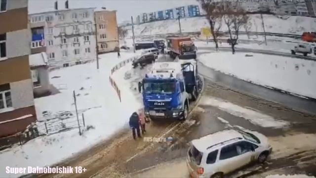 Подборка Аварий Грузовиков _ Truck Crash Compilation _ Аварии Грузовиков _ Аварии и ДТП (720p).mp4