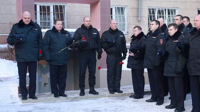 Состоялось открытие мемориальной доски, посвященной памяти Михаила Кузенкова