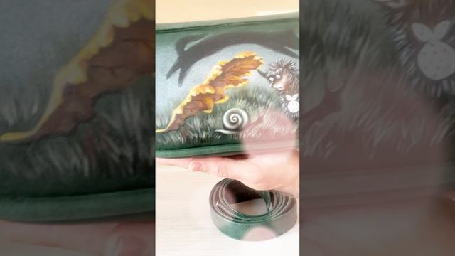 Женская сумка через плечо с ручной росписью "Ежик в тумане"