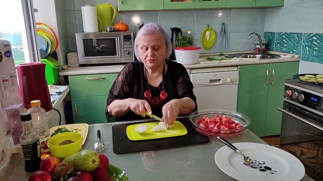 Салат из жареных кабачков