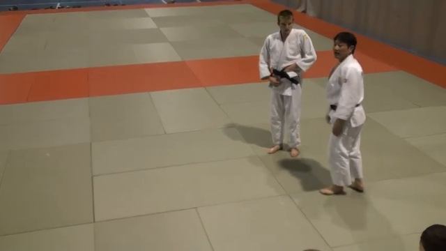 Eiji Kikuchi 4v5