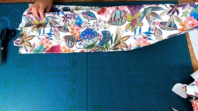 Элегантное свободное платье-халат. Полный пошаговый мастер класс по пошиву платья от А до Я.mp4