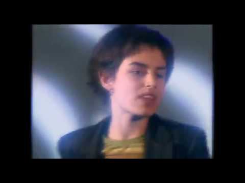 Группа "Волшебники двора" - Джамбо (детская песня, Лужники, 2010)