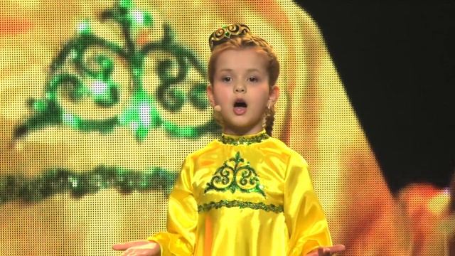 Сибагатуллина Дилә, 7 яшь. Татар сүзе бәйгесе җиңүчеләре.