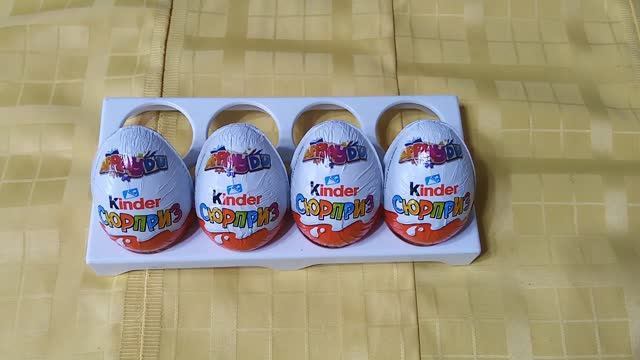 Открываем Киндер сюрпризы Applaydu №5. Opening Kinder surprises Applaydu №5.