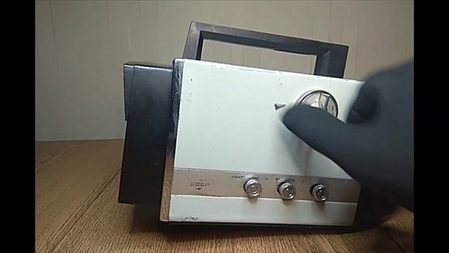 Электроника ВЛ-100. Единственный телевизор и человек.