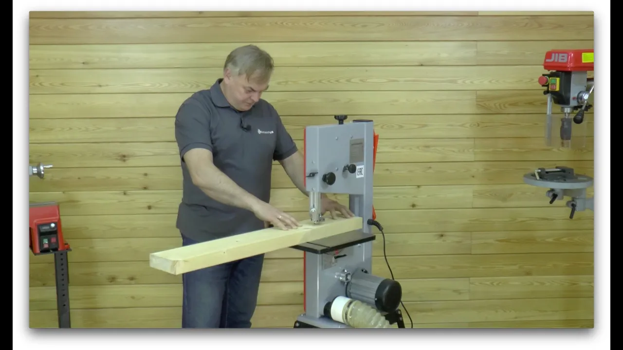 Пиление различными полотнами JIB BAS 250