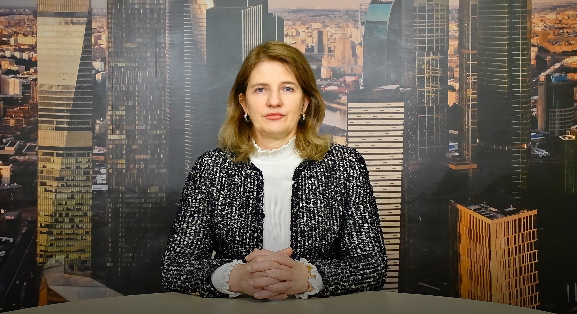 Наталья Касперская поздравляет сотрудников ГК InfoWatch и посетителей аккаунтов в соцсетях