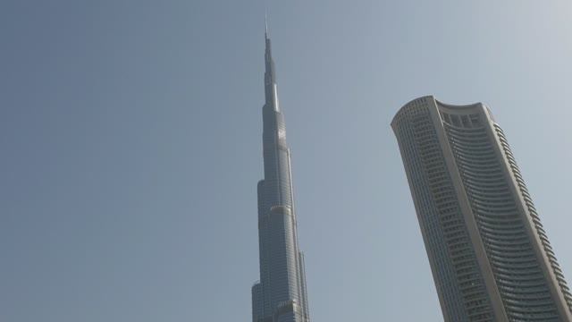 Address sky view 5* лучший панорамный бассеин с видом на Бурдж Халифа.