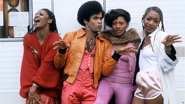 Группа распалась  Вокалистка Boney M раскрывает истинную причину распада группы.