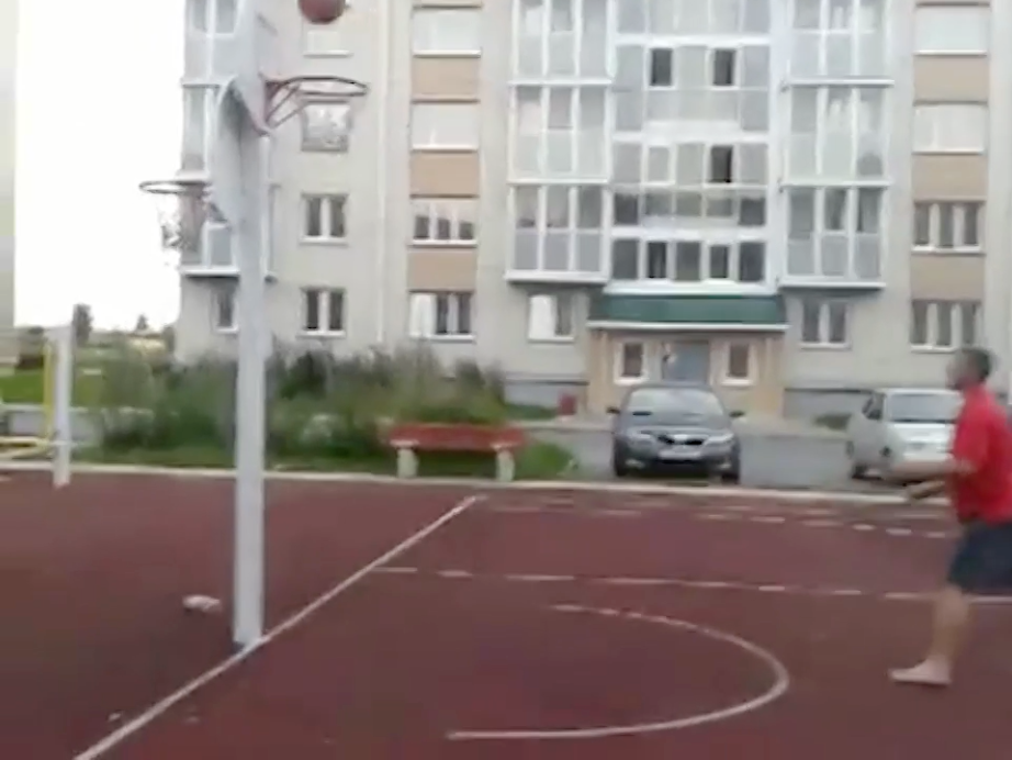 Головой в кольцо!