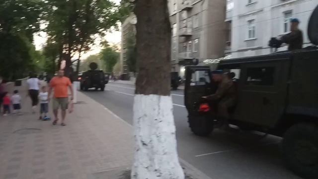 Бронеавтомобили Рысь на репетиции парада Победы