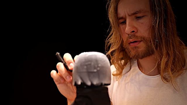 Звуки бритья. ASMR. Очень быстро.