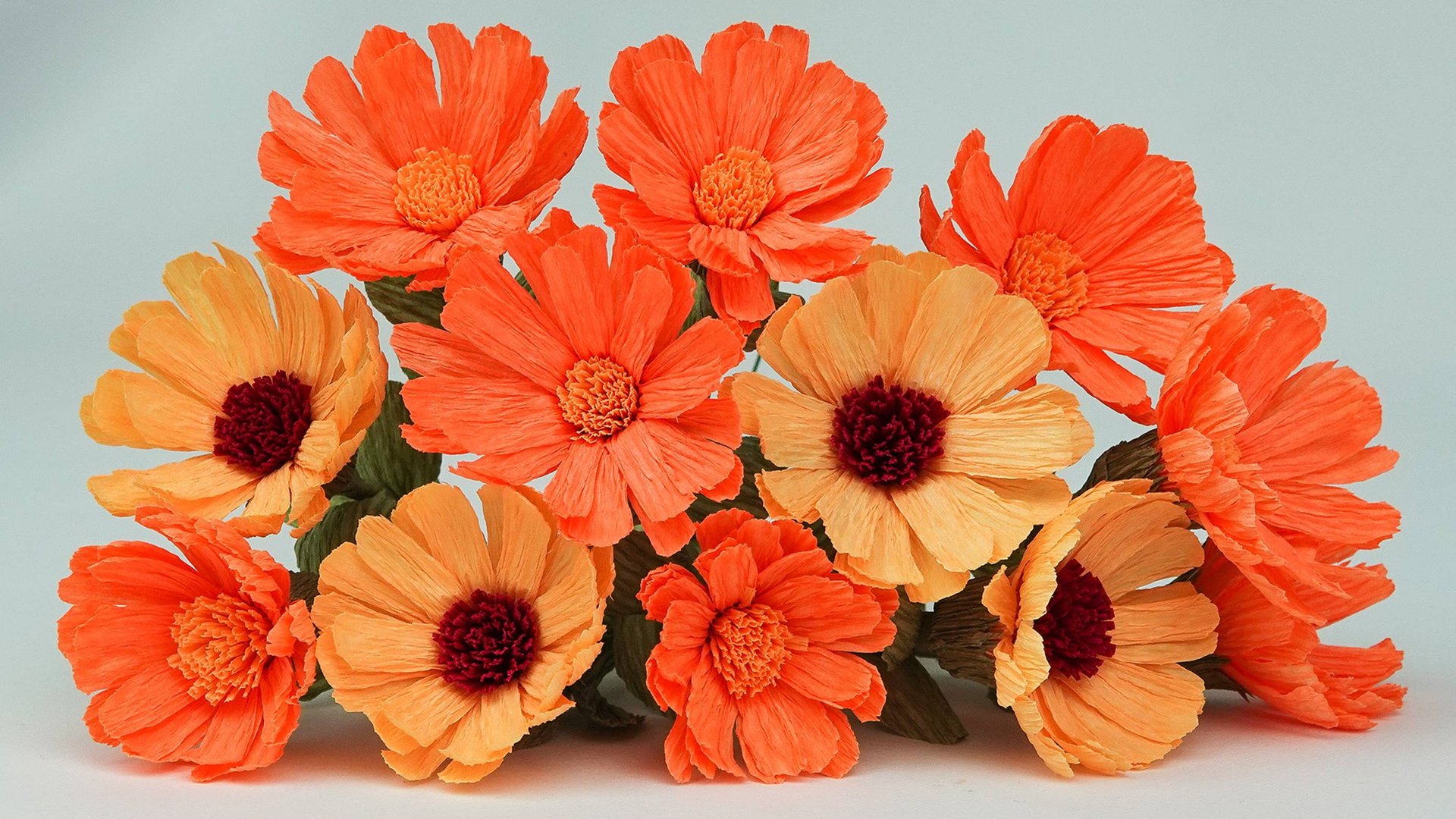 Календула из гофрированной бумаги. Осенние поделки. Бумажные цветы своими руками