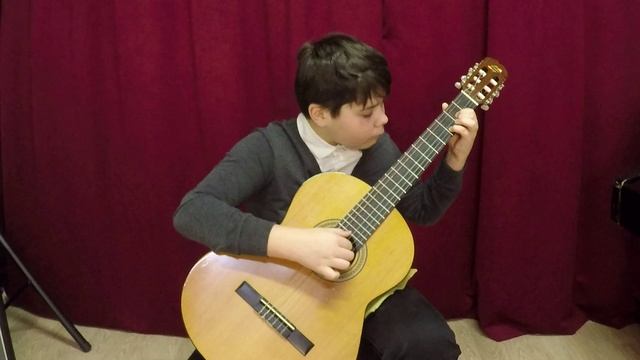 НИКИТА ИГРАЕТ "У ЧЁРНОГО МОРЯ".