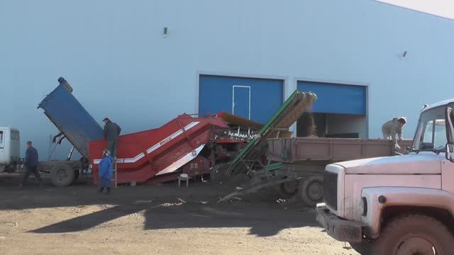 Приемный бункер RH 24-60.mp4