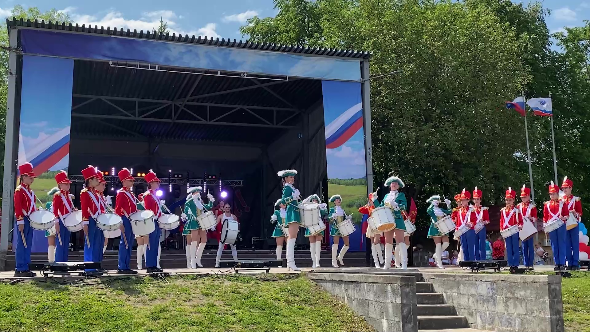 12.06.2022_Пролог праздника в ПКиО г.Кировска.mp4