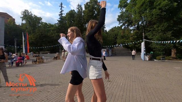 Видеоселфи от Даши и Оксаны.mp4