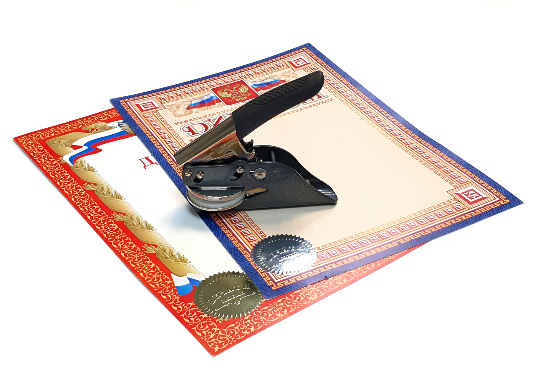 Рельефная печать и лейблы для брендирования