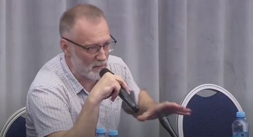 Встреча С. Михеева и М. Емельянова с жителями Ростова-на-Дону [N7L9m0XUyw0].mp4