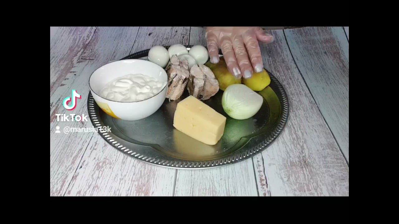 На новогодний стол. Мой салат "Нежная мимоза"  с горбушей... можно с любой другой отварной рыбой.