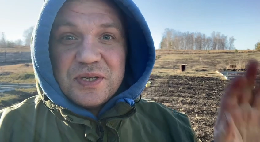 ДЕЛАЮ ГРЯДКУ В ТЕПЛИЦУ, пасха и дорога к бабушке