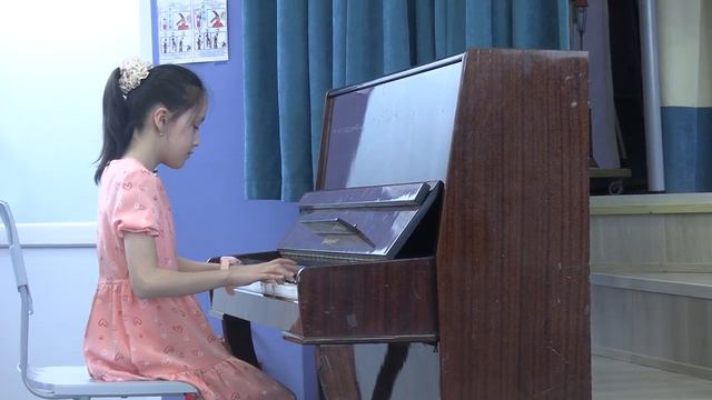 Поля(песня о дружбе)