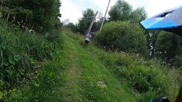 в 7 лет учимся кататься на детском питбайке