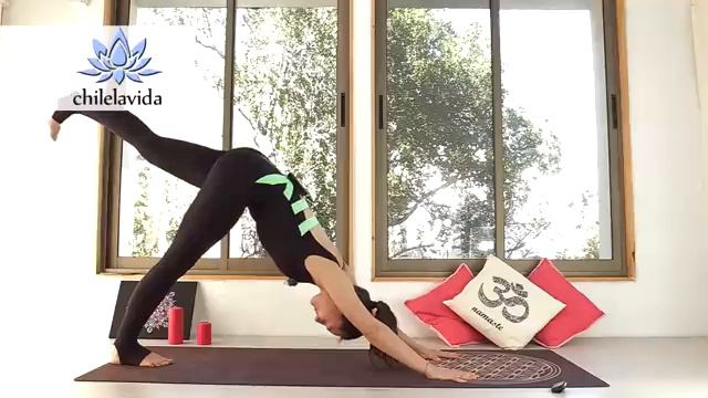 СИЛОВАЯ ЙОГА 15 МИНУТ _ Утренняя Йога Для Здоровья _ Йога Для Всех _ Йога chilelavida