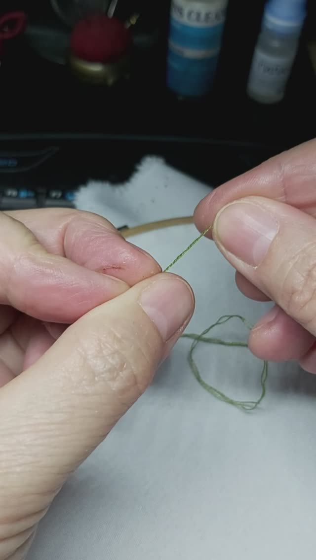 Как сделать узелок, способ 1